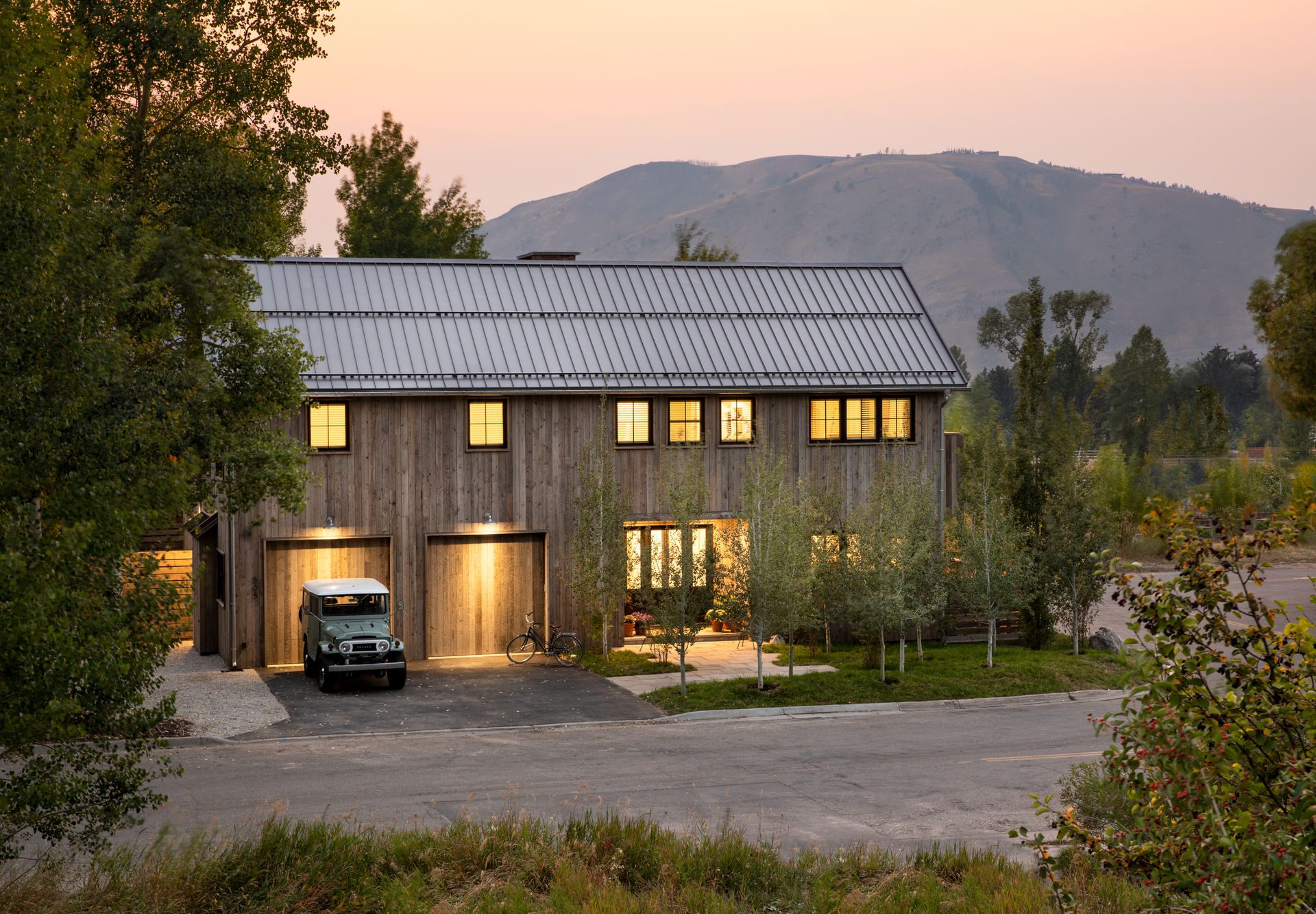 A Renovated Rancher Residence, Jackson: Architecture by Northworks