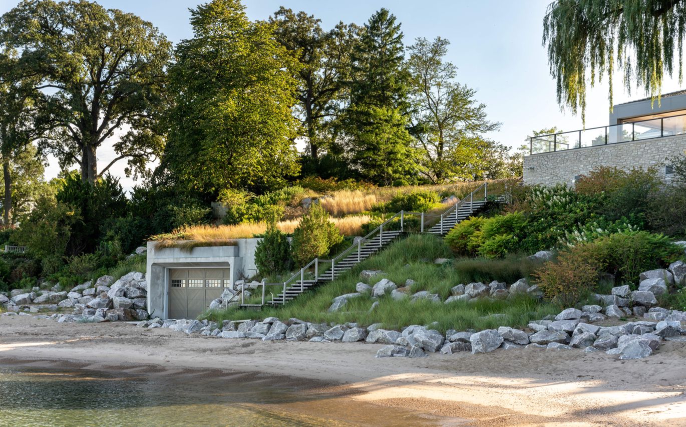 Sheridan Road, Illinois: Lakefront Architectural Project by Northworks