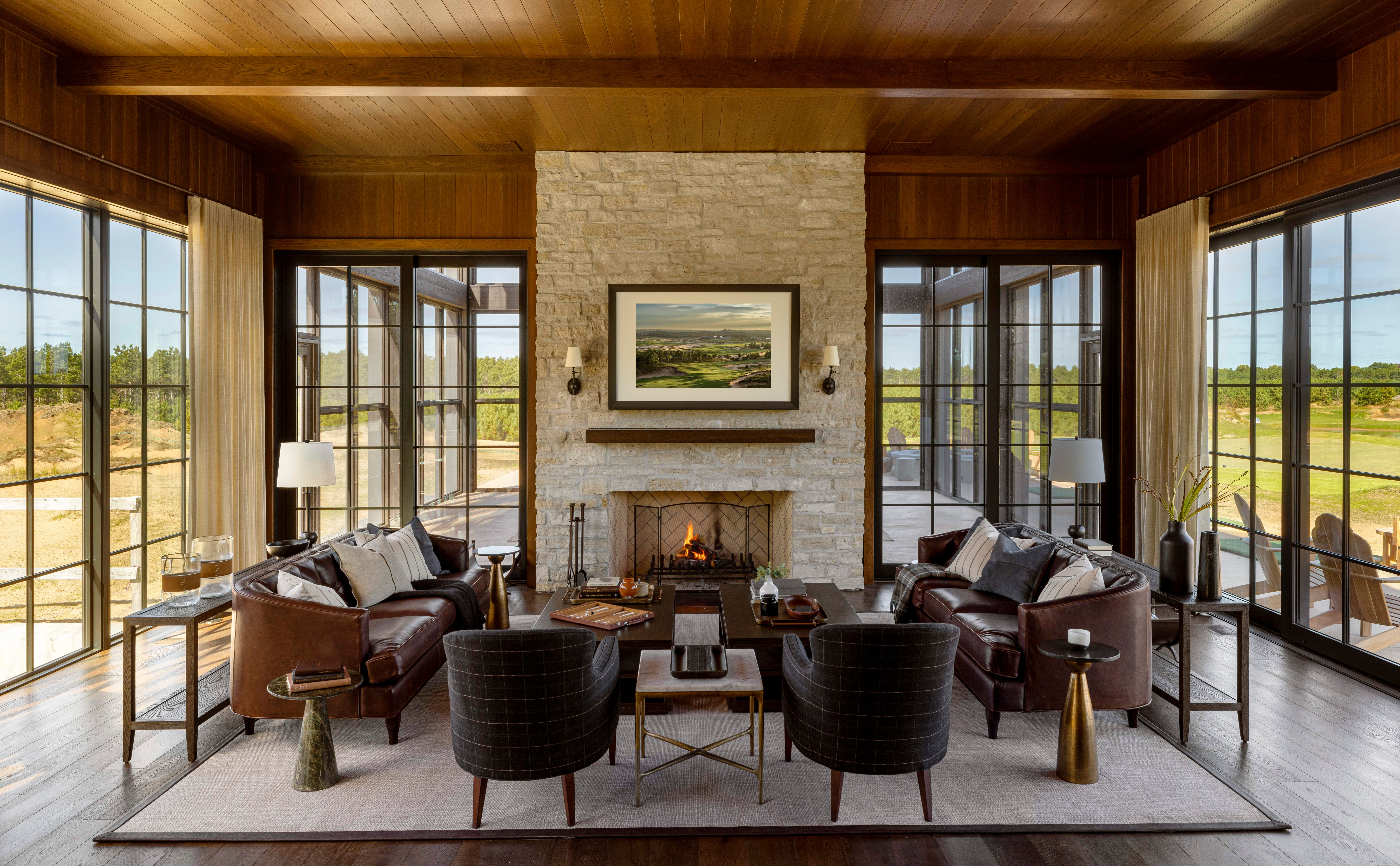 Western Design Barn Lounge